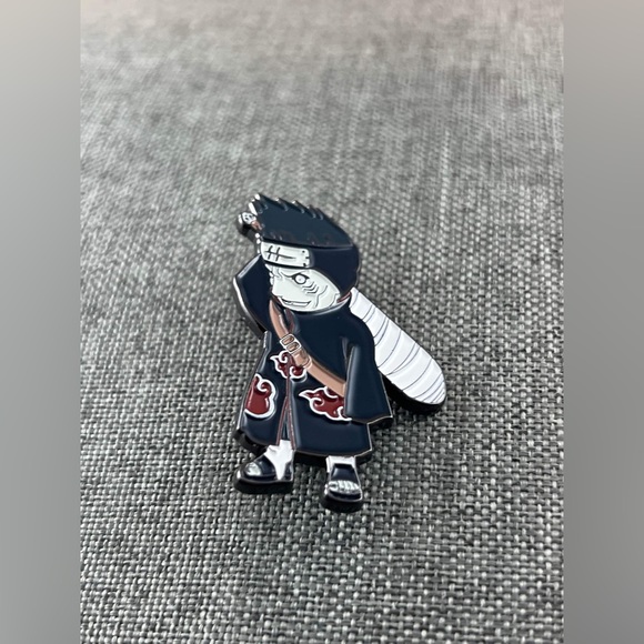 Accessories | Naruto Shippuden Itachi Uchiha Limited Edition Enamel Pin ...